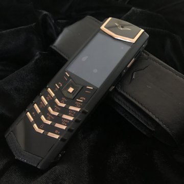 Vertu Signature S Design Red Gold Black верту – купить в Москве, цена ...
