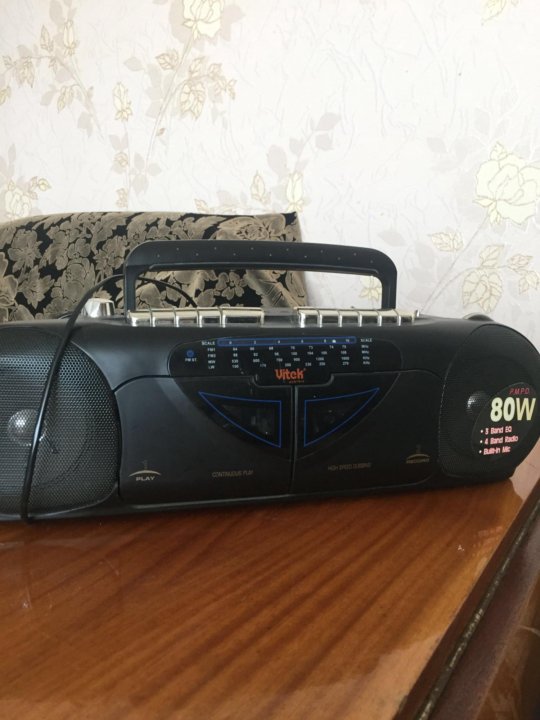 Магнитола Vitek – купить в Санкт-Петербурге, цена 500 руб., продано 1 ...
