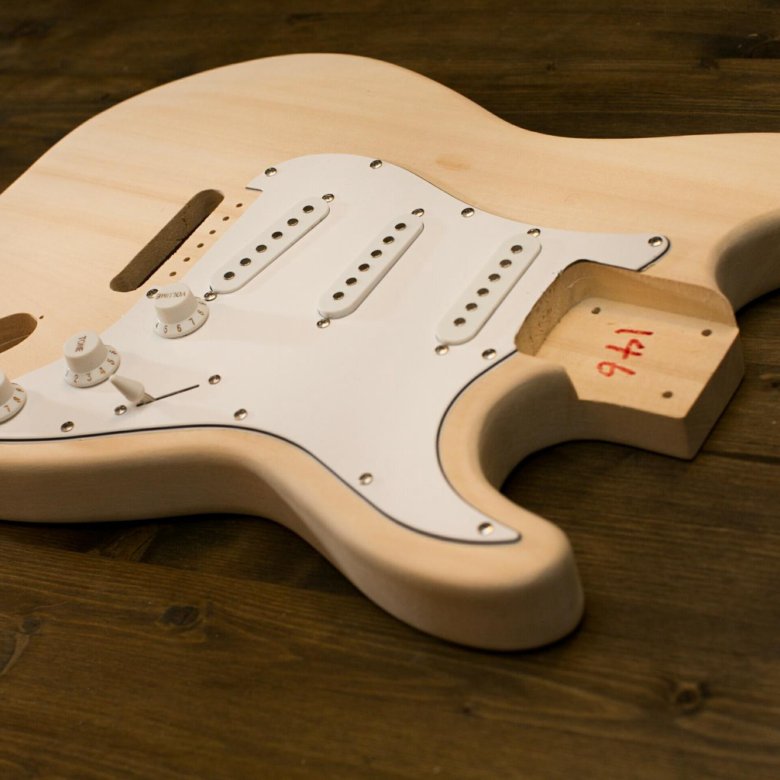 Гитарный конструктор Stratocaster – купить в Москве, цена 8 990 руб ...