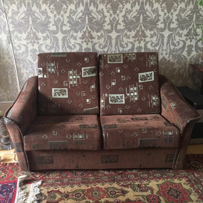 Диван – купить в Майкопе, цена 4 000 руб., дата размещения: 07.05.2022 ...