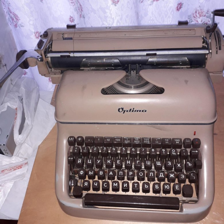 Немецкая печатная машинка "Optima" М-12 – купить в Москве, цена 12 000 ...