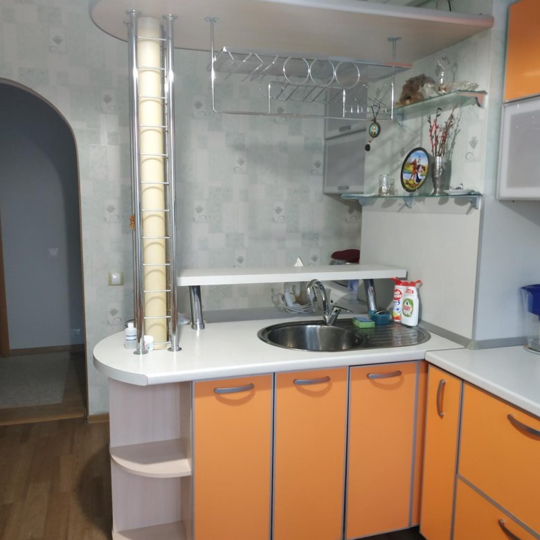Кухонный гарнитур б,/у – купить в Тюмени, цена 23 000 руб., продано 11 ...