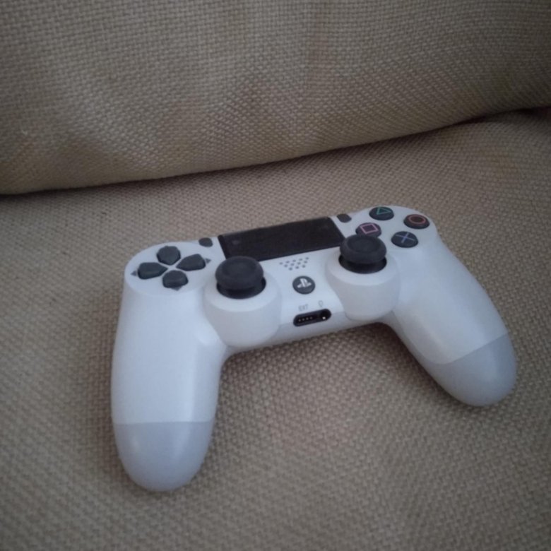 Sony Dualshock 4 white color – купить в Москве, цена 1 799 руб., дата ...