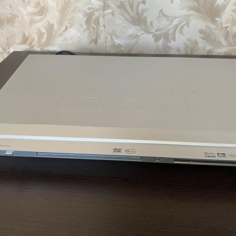 DVD BBK DT9904S – купить в Москве, цена 1 300 руб., дата размещения: 30.04.2022 – DVD, Blu-ray и ...